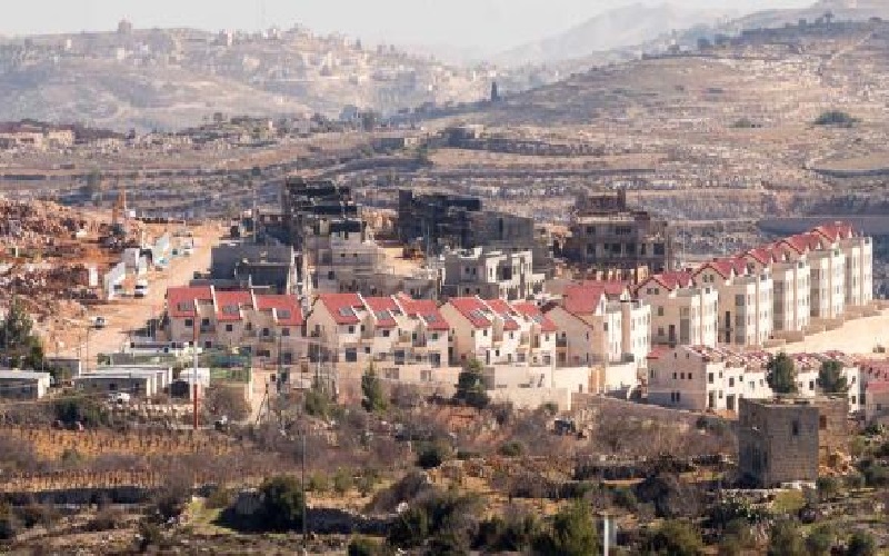 إسرائيل تطرح عطاء لبناء 3401 وحدة استيطانية شرق القدس