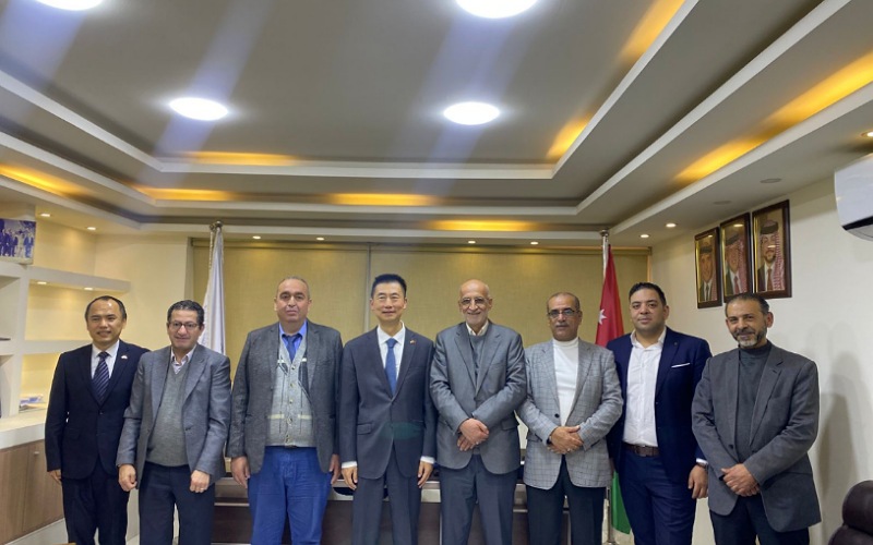 السفير الصيني يزور مقر اتحاد الناشرين الأردنيين ويؤكد استعداد بلاده ...